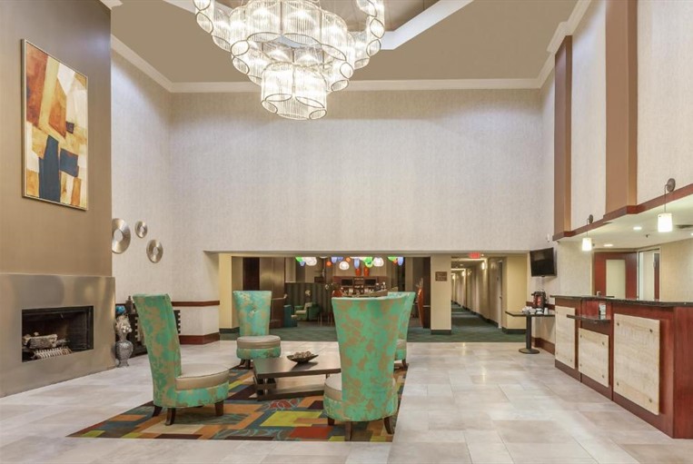 Holiday Inn & Suites-Oklahoma City, Oklahoma